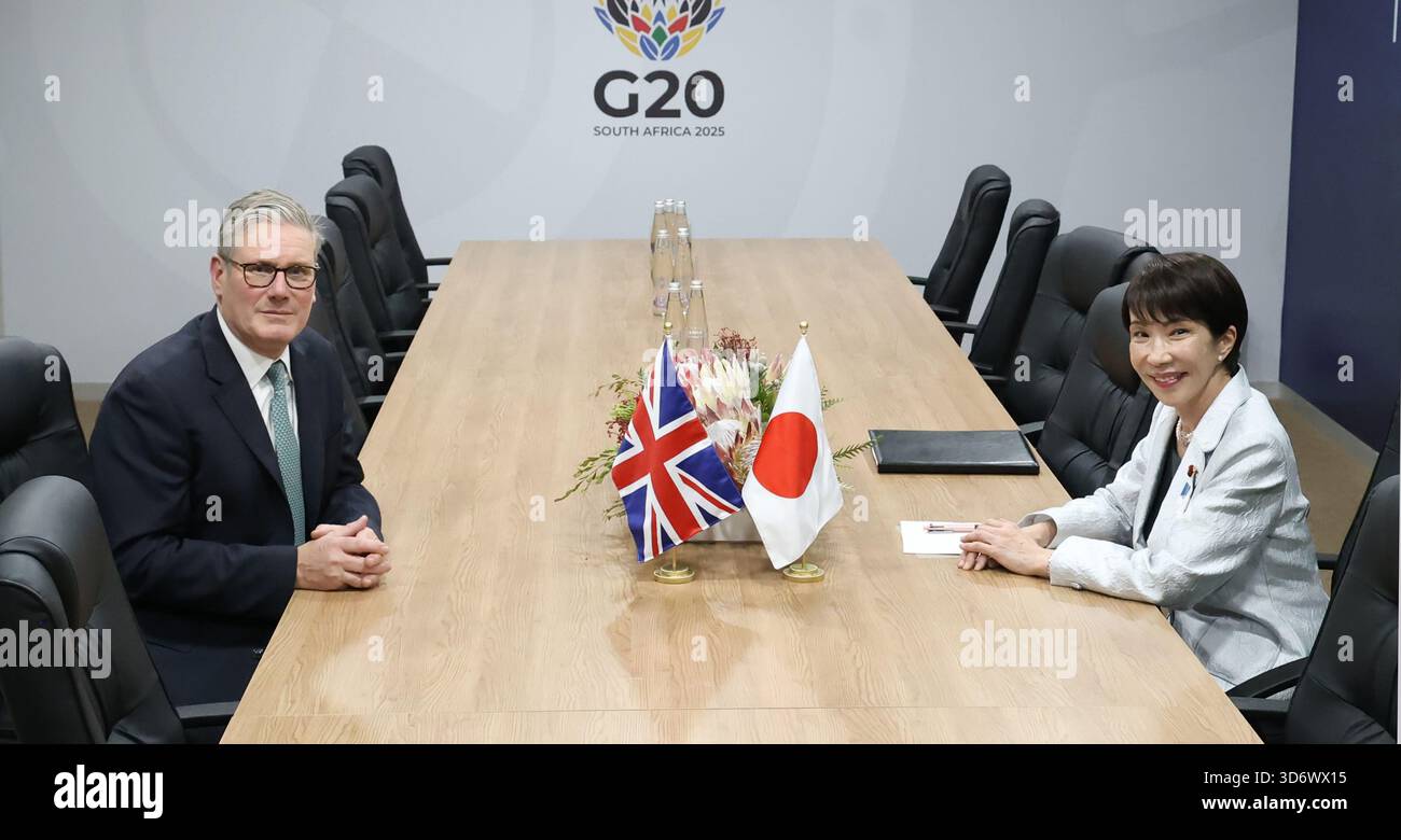 Japanese Prime Minister Sanae Takaichi and British Prime Minister Keir ...