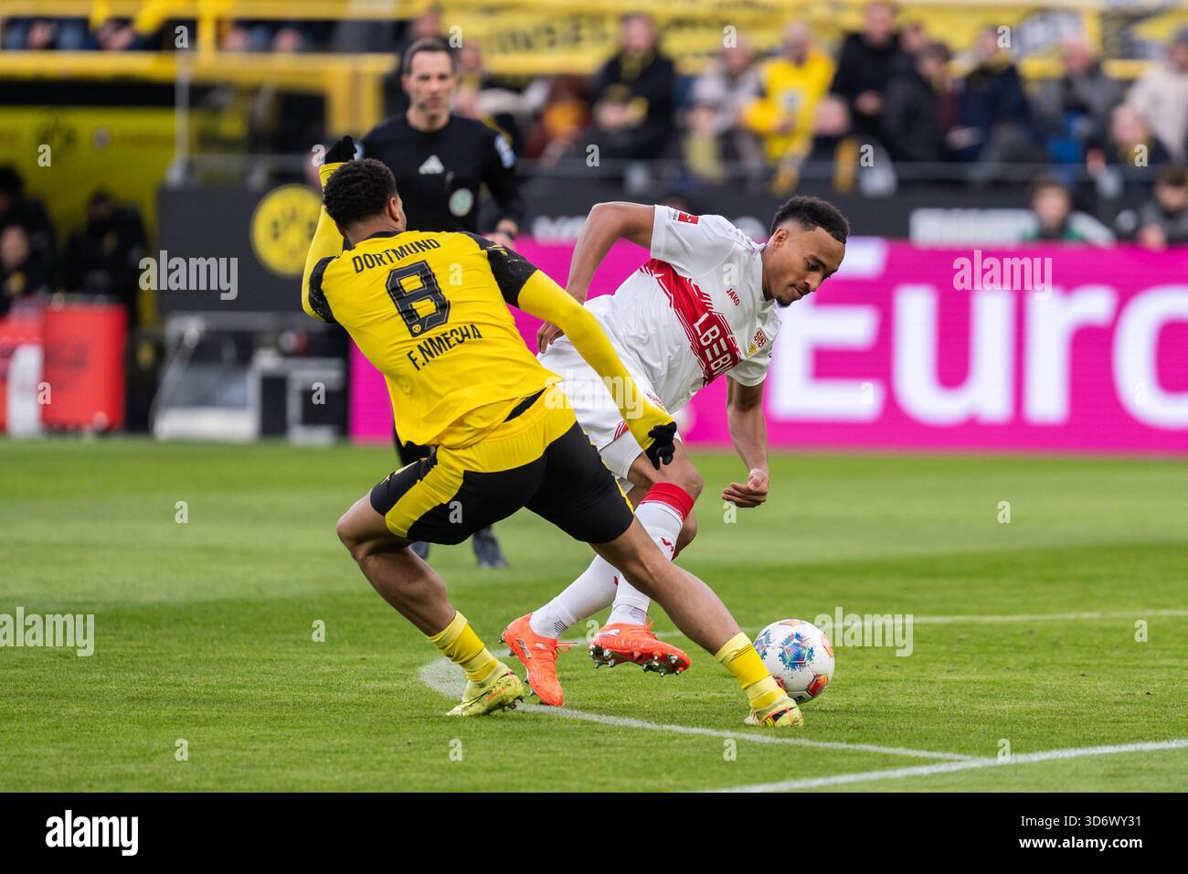 11/22/2025, Signal Iduna Park, Dortmund, GER, 1.FBL Borussia Dortmund ...