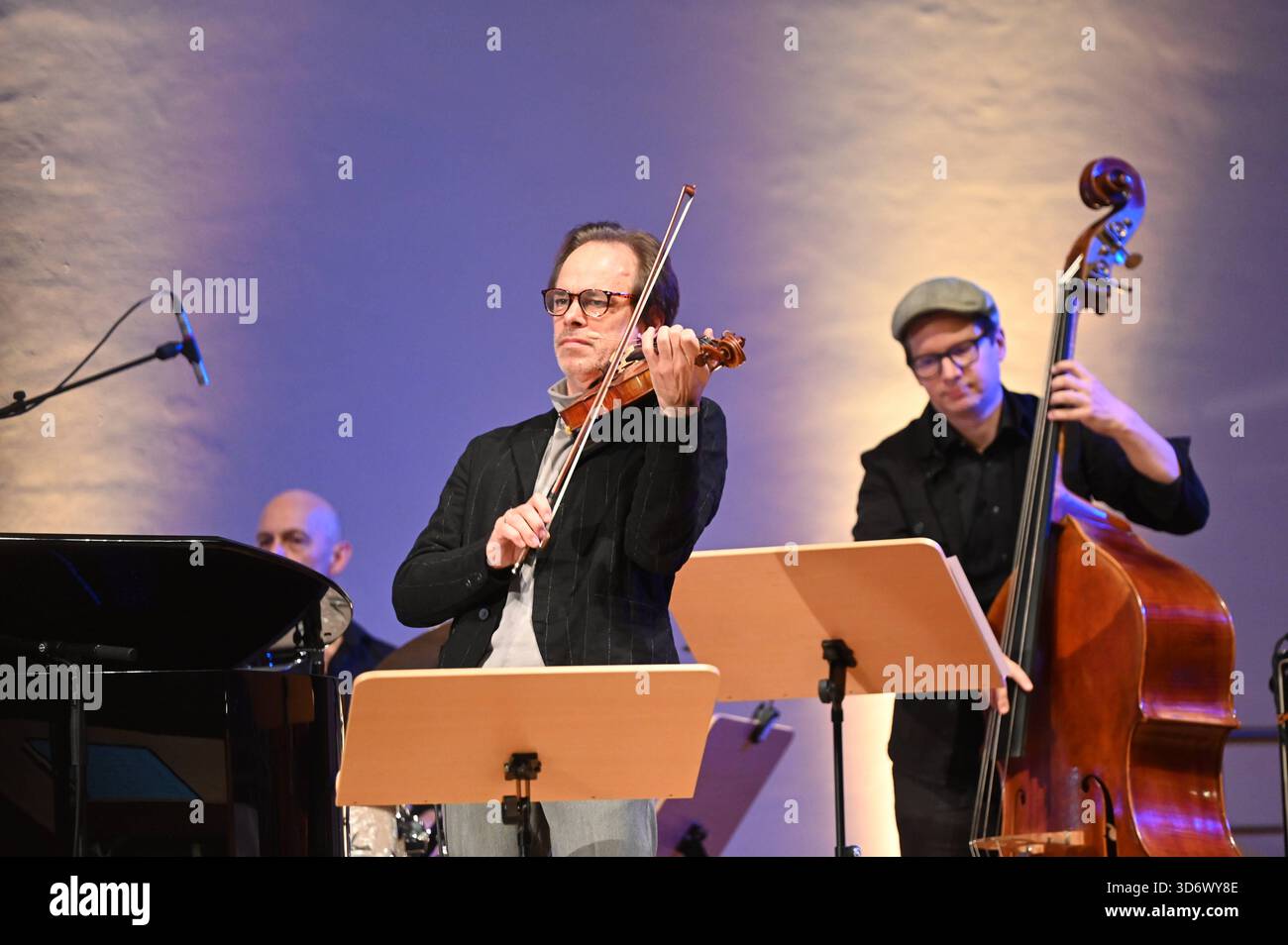 Sabina Hank, Benjamin Schmid, Lisi Fuchs und Philharmonie, Salzburg ...