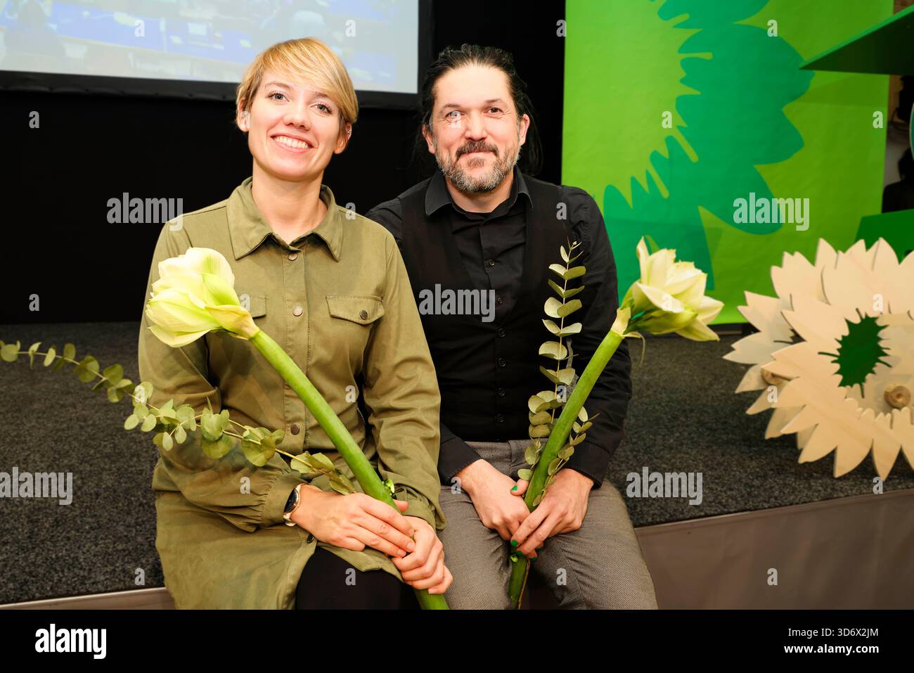 22 November 2025, Schleswig-Holstein, Neumünster: Lydia Rudow and Gazi ...