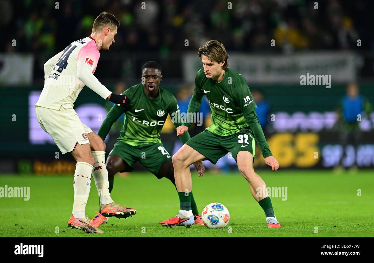 from left: Patrik Schick (Leverkusen), Sael Kumbedi, Mattias Svanberg ...