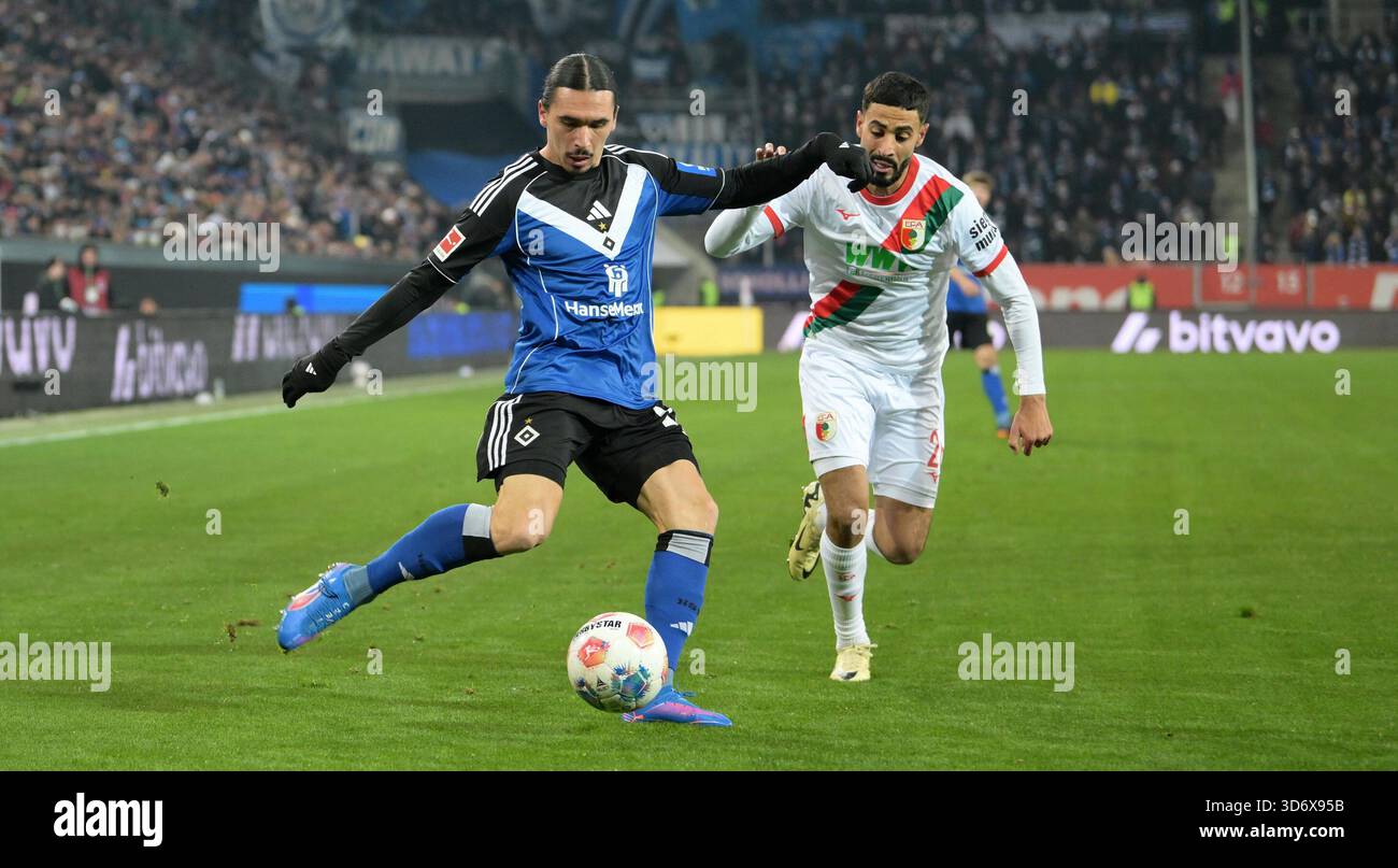 from left: Rayan Philippe (HSV Hamburg), Elias Saad FC Augsburg ...