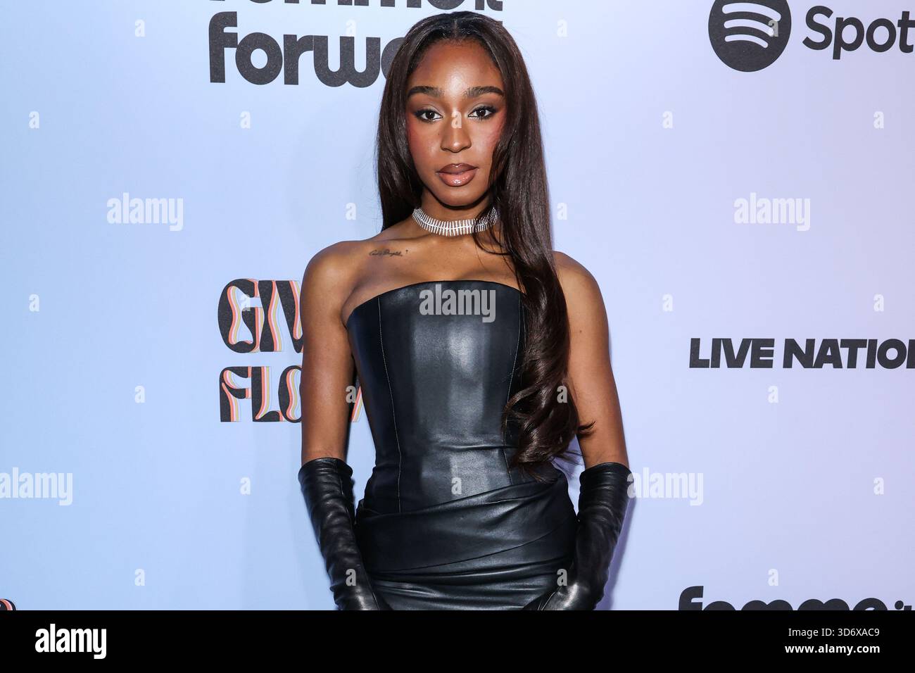 BEVERLY HILLS, LOS ANGELES, CALIFORNIA, USA - NOVEMBER 21: American ...