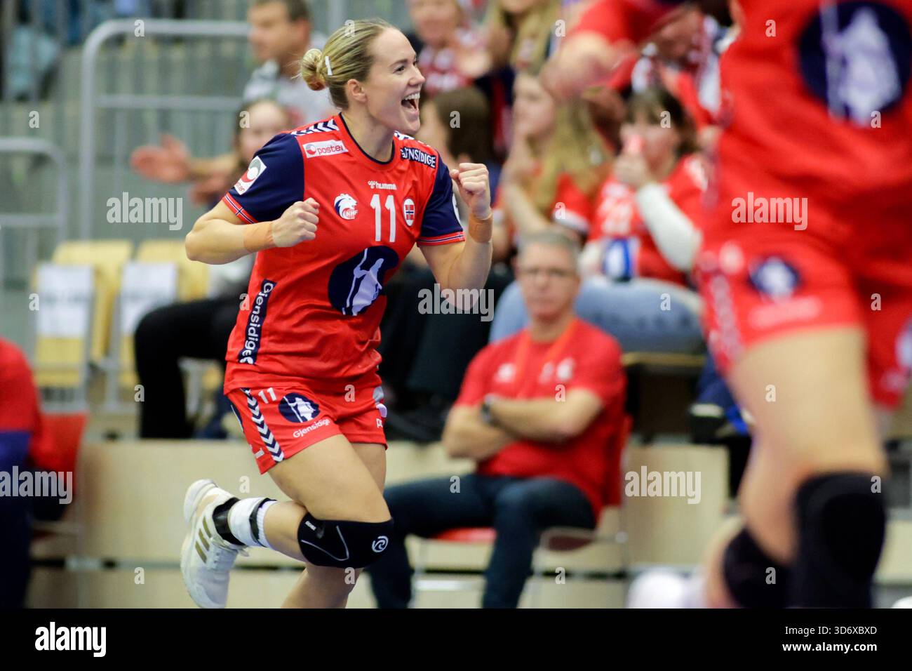Sotra 20251122. Norway's Malin Aune during the handball match between ...