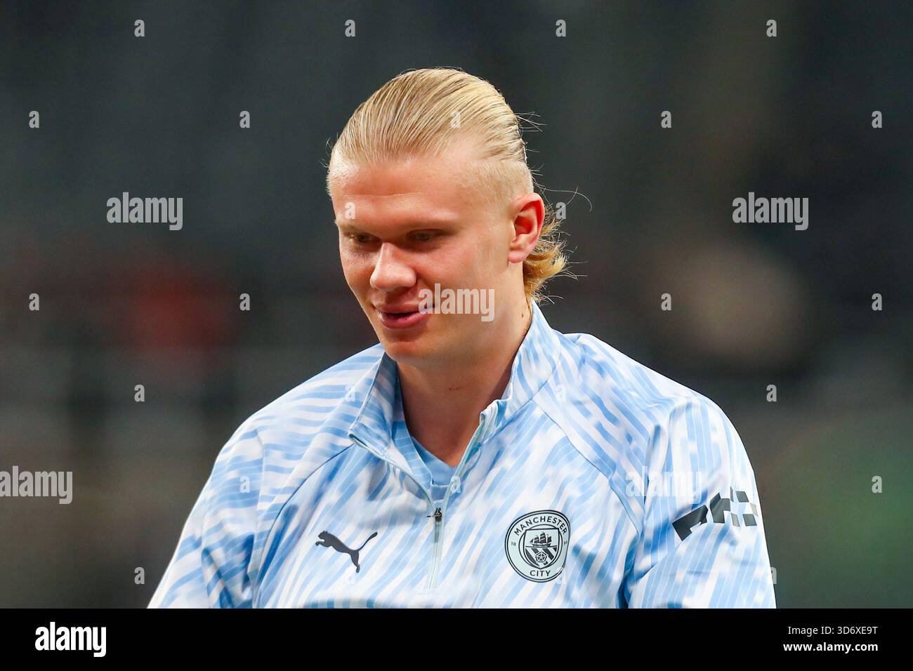 Erling Håland Of Manchester City warms up during the Newcastle United v ...
