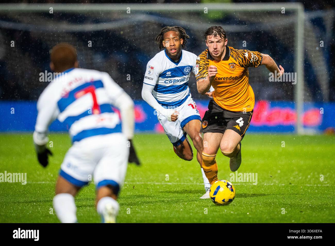 Hull City's Charlie Hughes (right) runs with the ball during the Sky ...