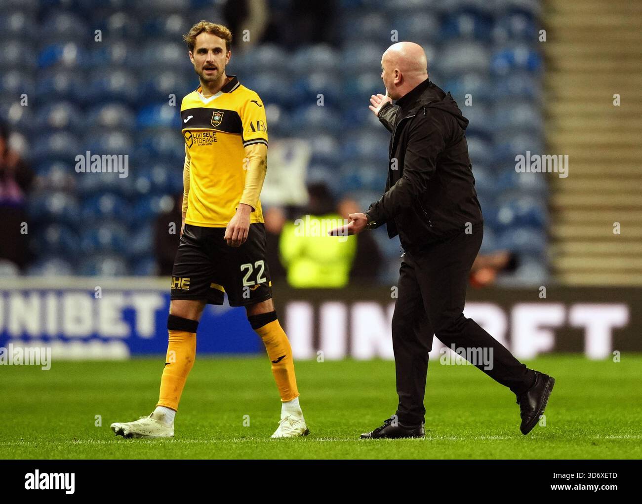 Livingston's Andrew Shinnie (left) and manager David Martindale ...