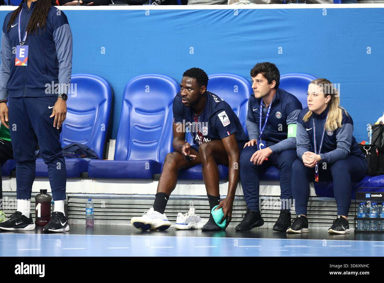 Players of Paris Saint-Germain celebrate the victory during the Liqui ...