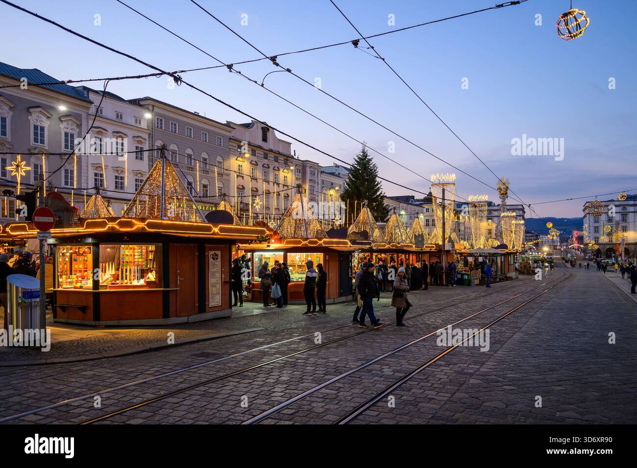 linz, austria, 22 nov 2025, advent market on the main square ...