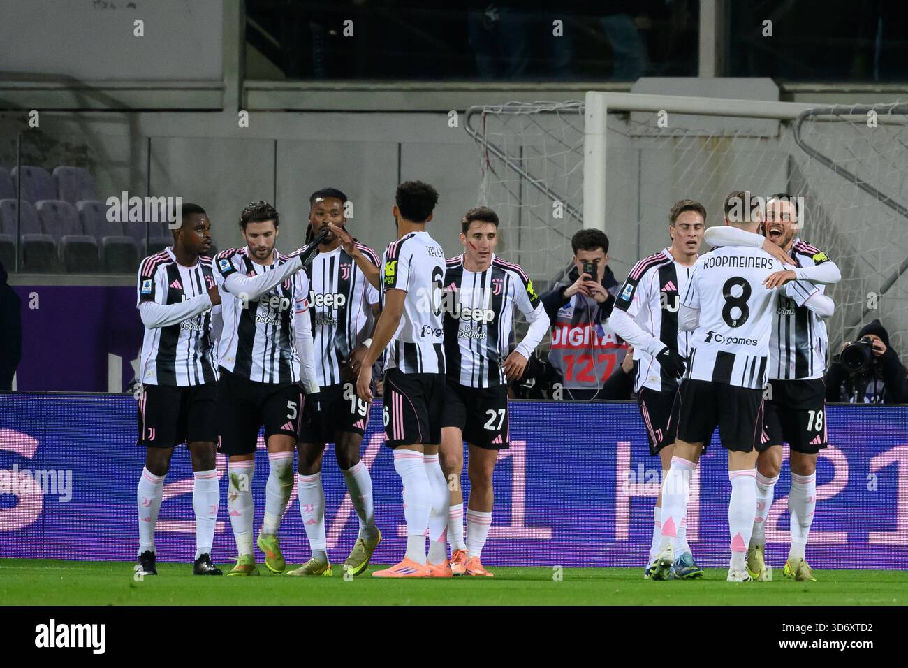 Filip Kostic of Juventus FC (r) celebrates with team mates after ...