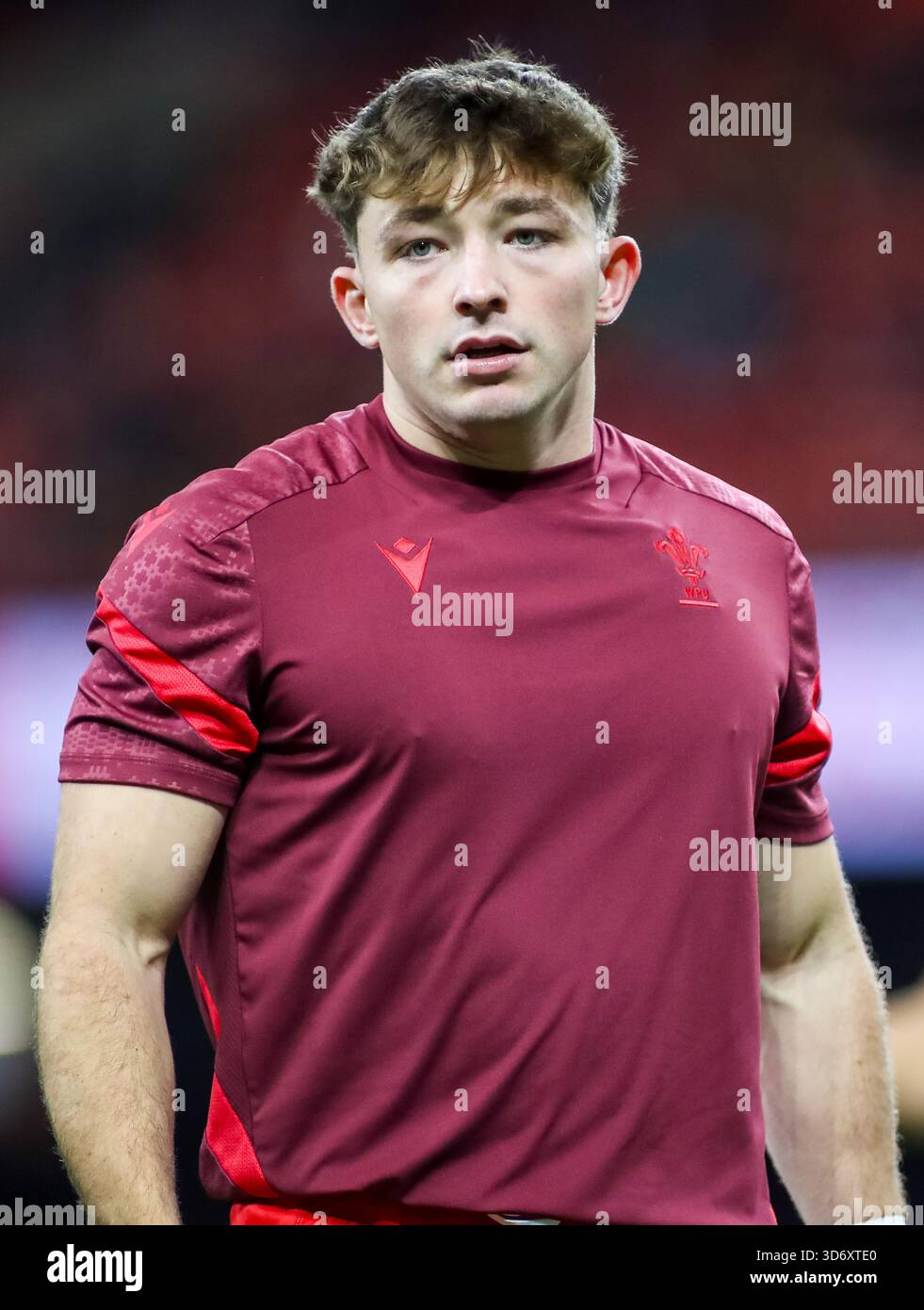Dan Edwards of Wales warms-up ahead of the Quilter Nations Series 2025 ...