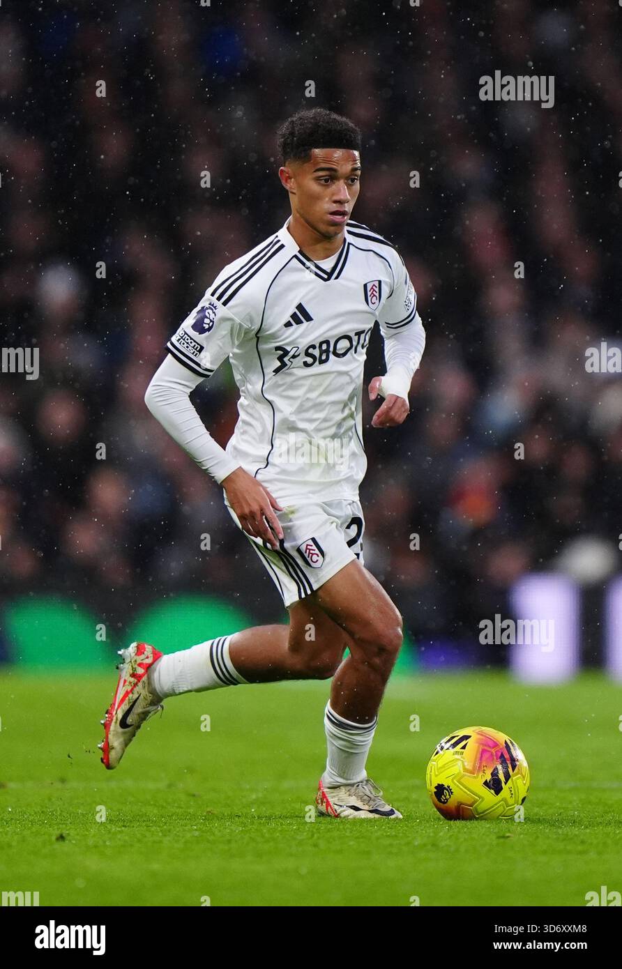 Fulham's Joshua King during the Premier League match at Craven Cottage ...