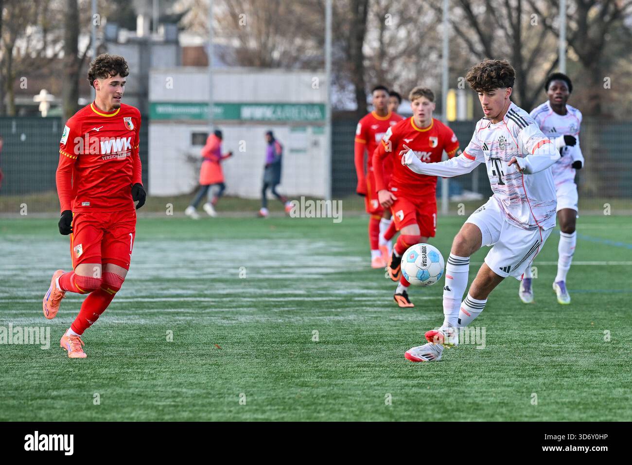 FC Augsburg, GERMANY - NOVEMBER 22: in the duel Oliver SORG (FC FC ...