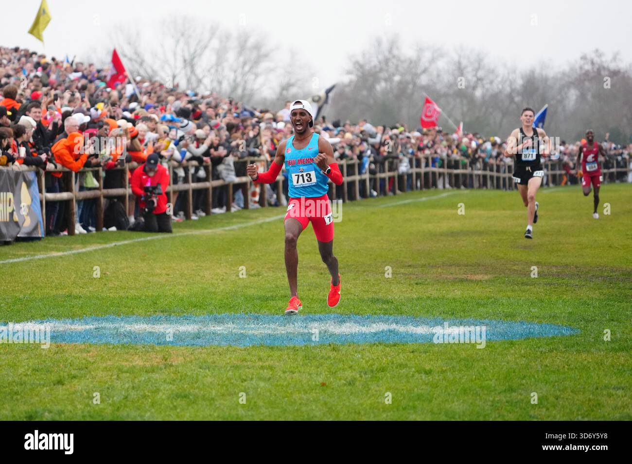 Habtom Samuel of New Mexico wins the men's race in 28?33.9 during the ...