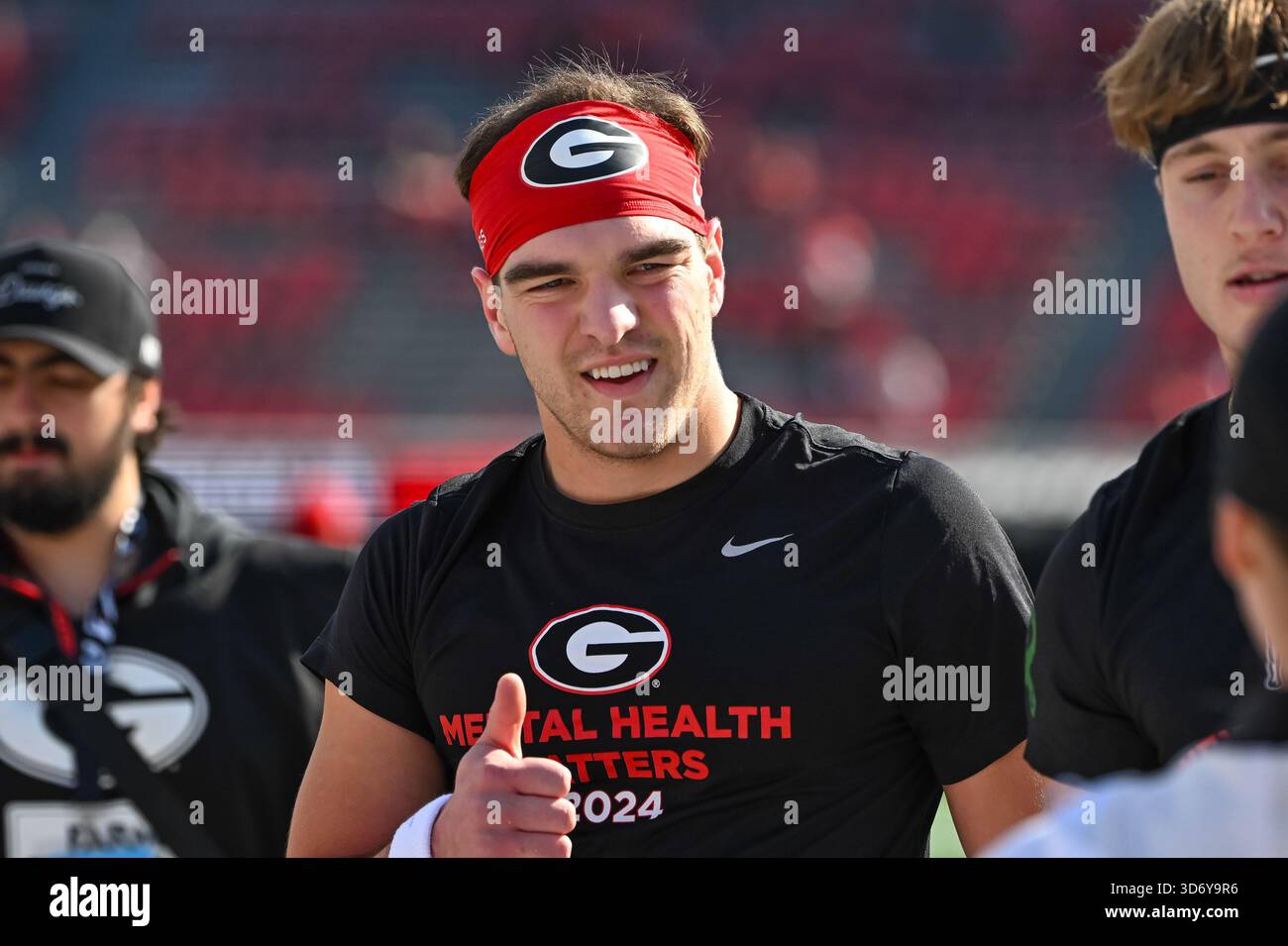ATHENS, GA - OCTOBER 04: Georgia Bulldogs quarterback Gunner Stockton ...
