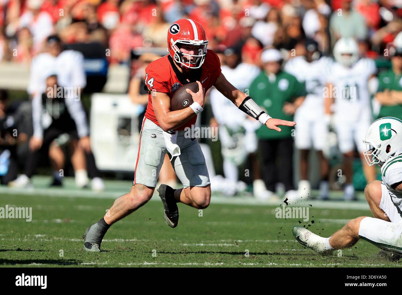 ATHENS, GA - NOVEMBER 22: Quarterback Gunner Stockton #14 of the ...