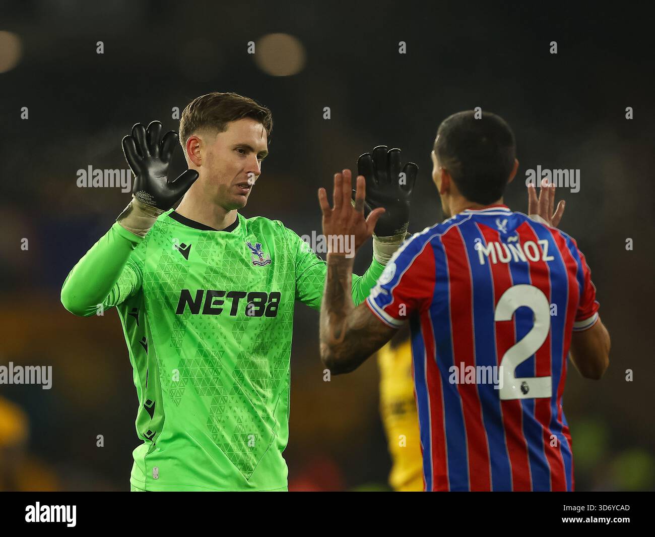 WOLVERHAMPTON, ENGLAND - NOVEMBER 22: Dean Henderson and Daniel Muñoz ...
