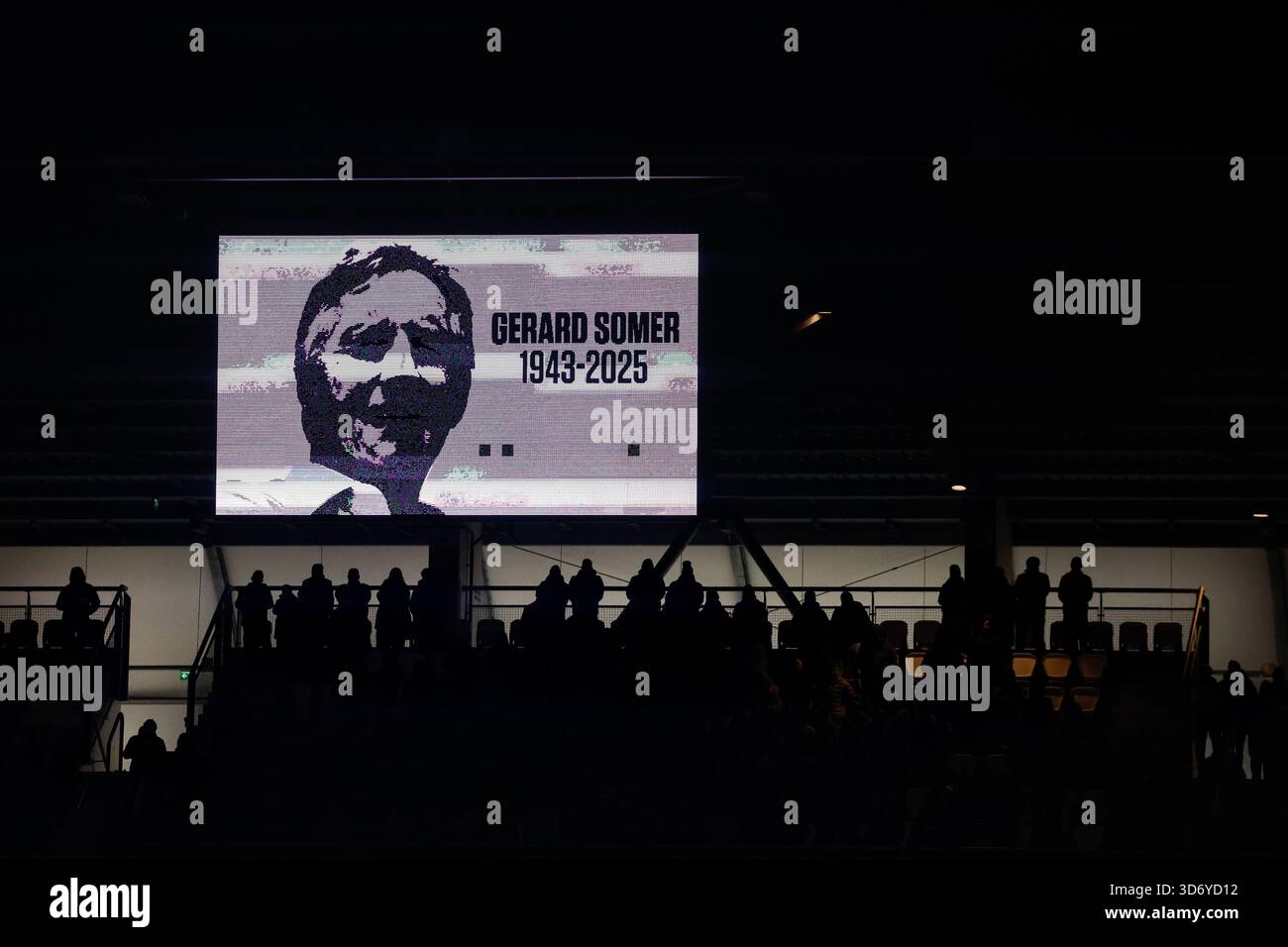 A minute of silence in honor of Gerard Somer prior to the Dutch ...