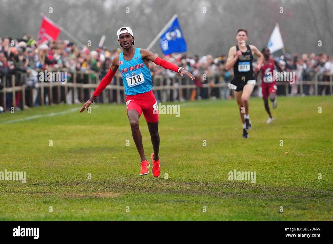 Habtom Samuel of New Mexico wins the men's race in 28?33.9 during the ...