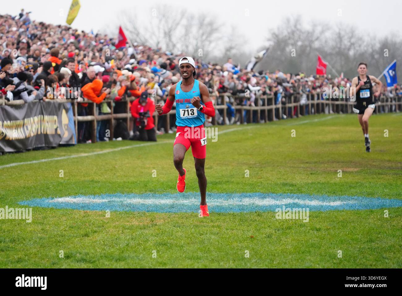 Habtom Samuel of New Mexico wins the men's race in 28?33.9 during the ...