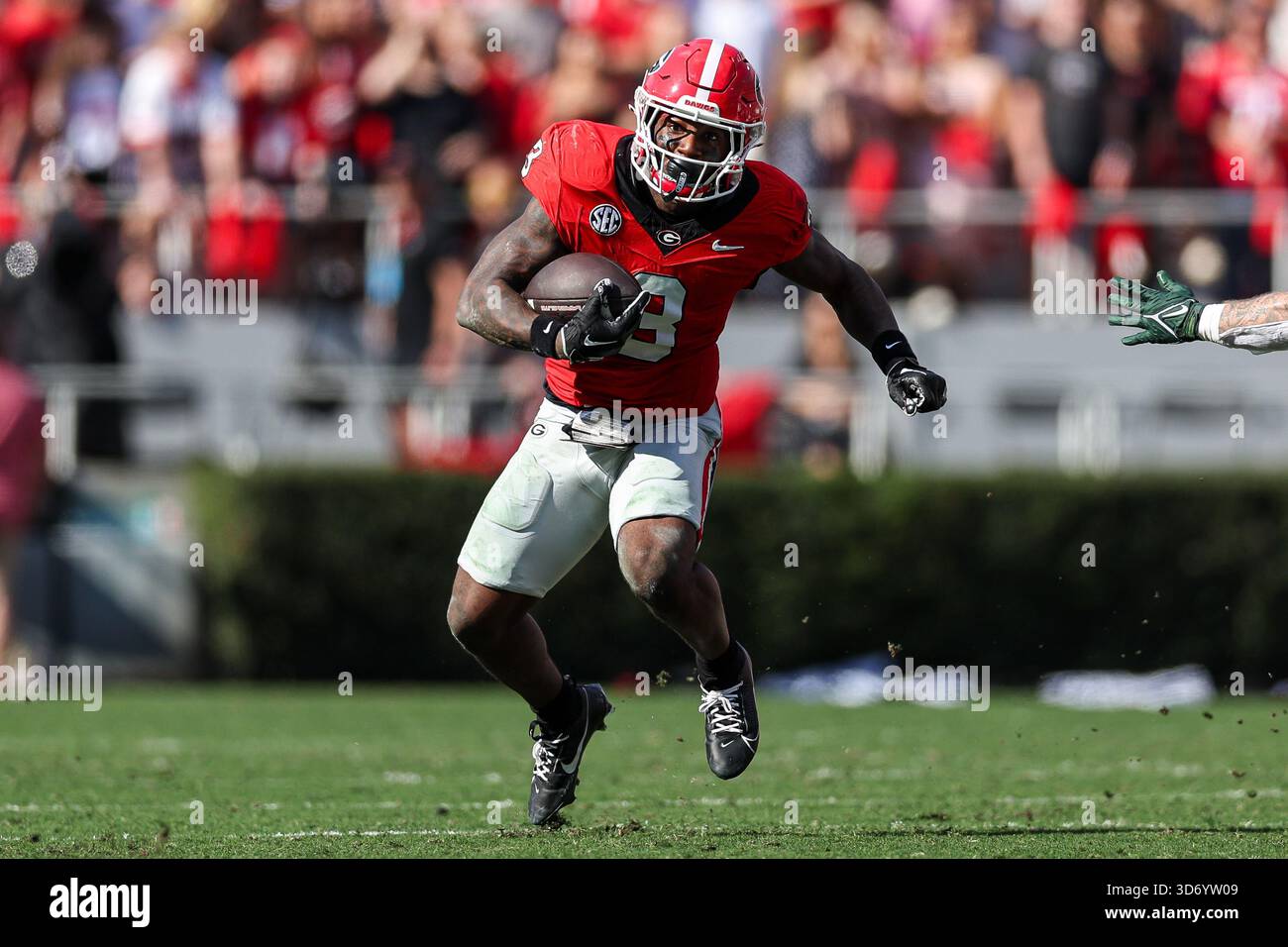 Georgia running back Nate Frazier (3) runs with the ball during the ...