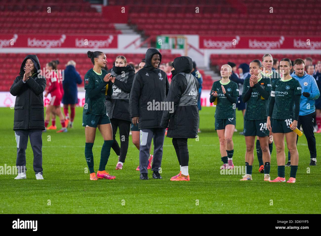 Nottingham, UK. 22nd November, 2025. Manchester City Women players ...