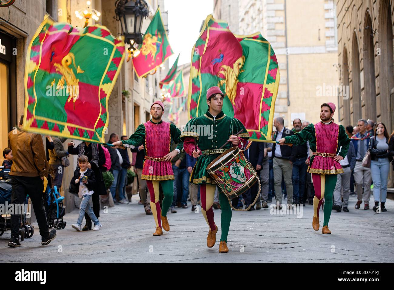 May 25, 2019, Siena, Tuscany, Italy, ITA - Parade of the Contrada del ...