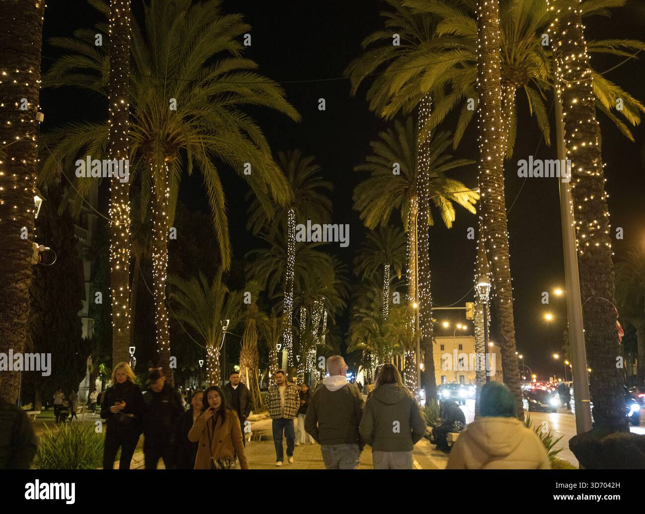 22 November 2025, Spain, Palma: People take part in the switching on of ...
