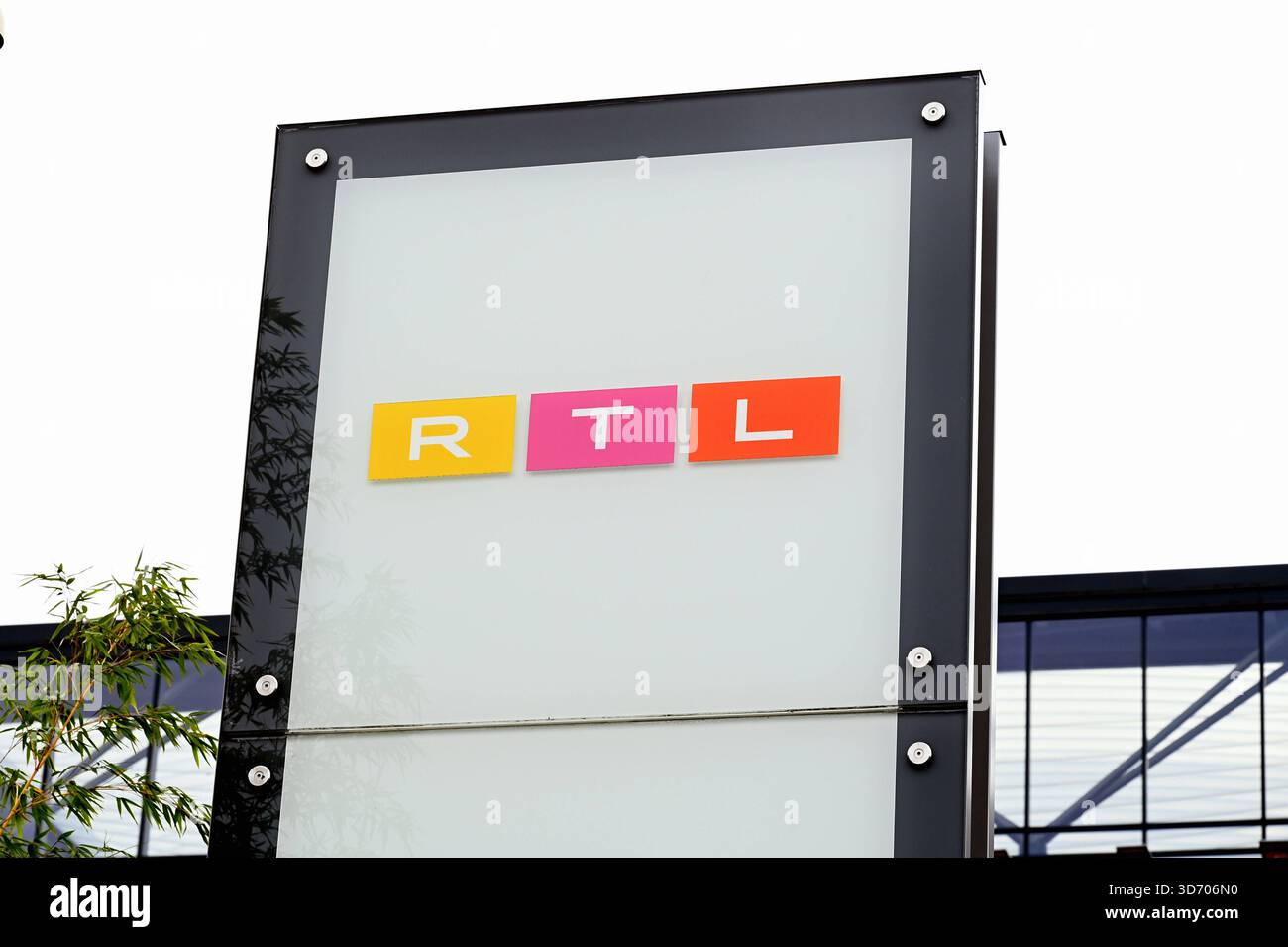 Logo, Schriftzug vin RTL Television, kurz RTL, ein deutschsprachiger ...