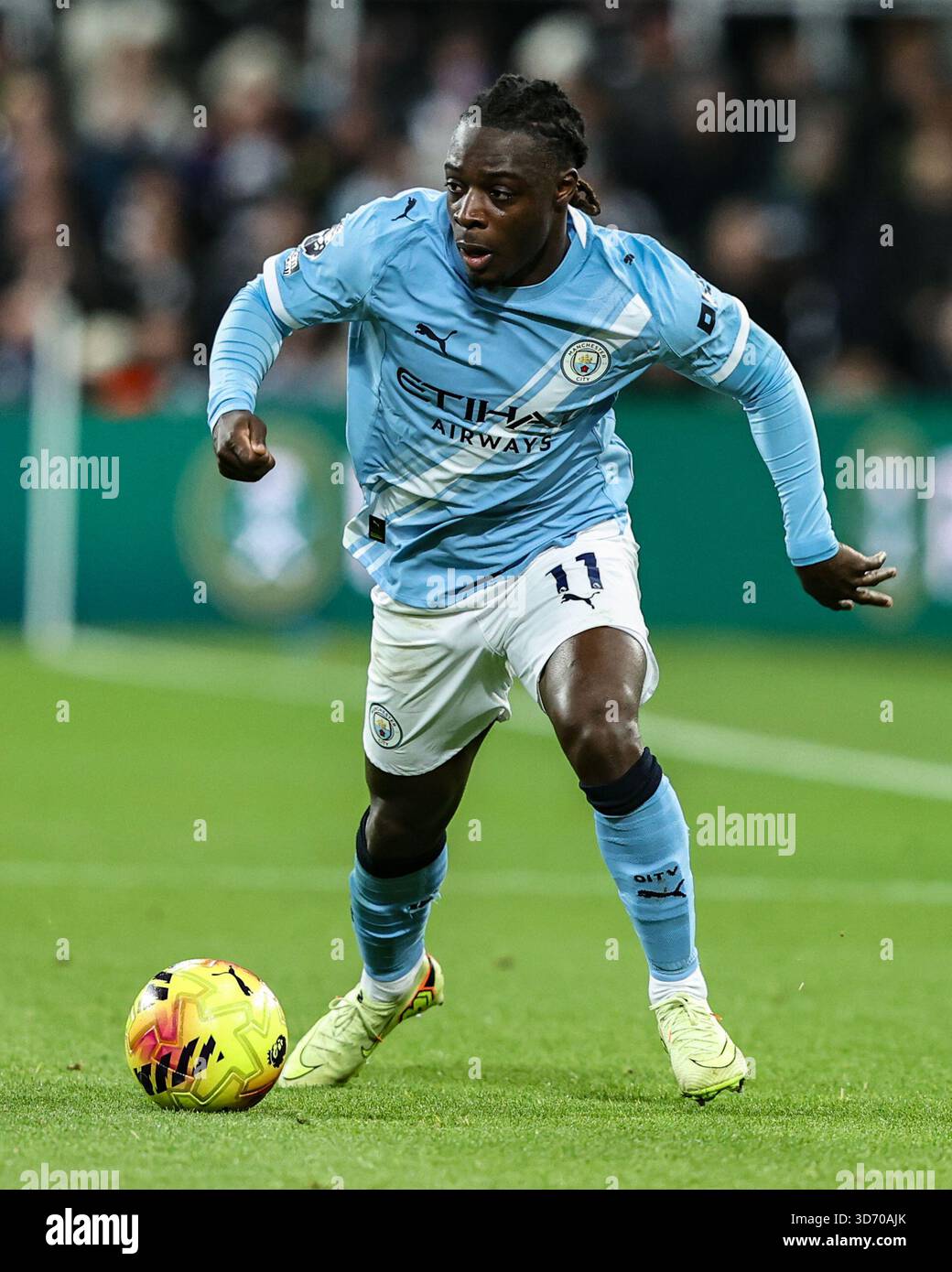 Jeremy Doku of Manchester City during the Premier League match ...