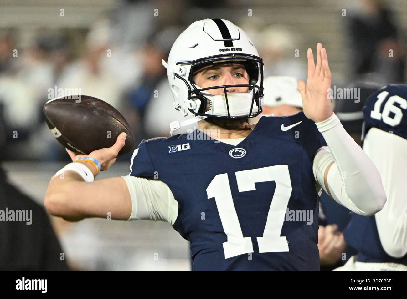 Penn State Quarterback Ethan Grunkemeyer (17) warms up before an NCAA ...