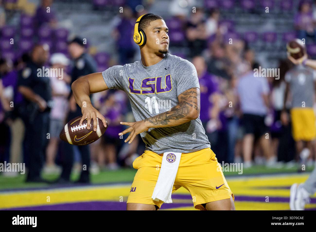 LSU quarterback Michael van Buren Jr. warms up before an NCAA college ...
