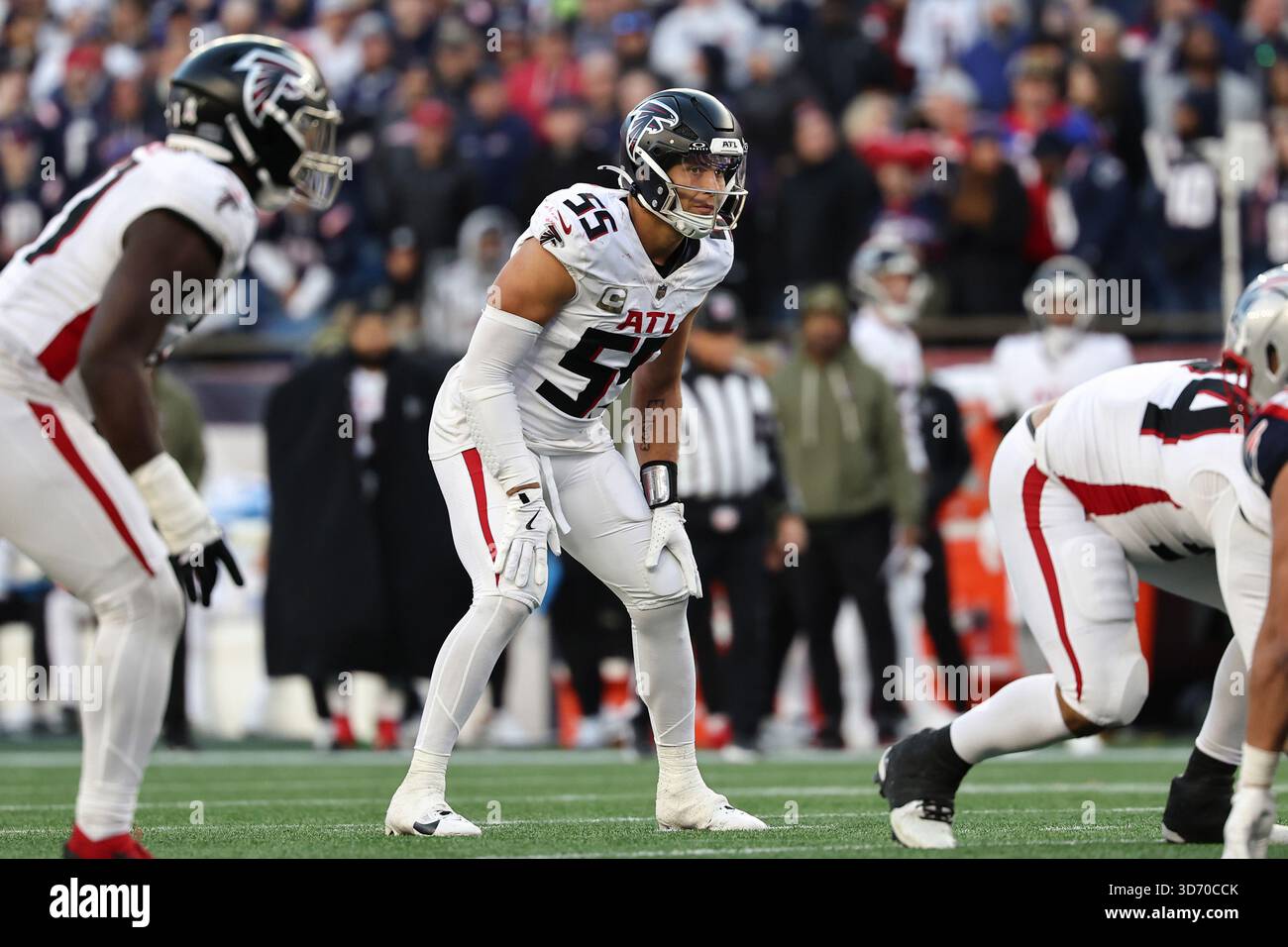 Atlanta Falcons linebacker Kaden Elliss during an NFL football game ...