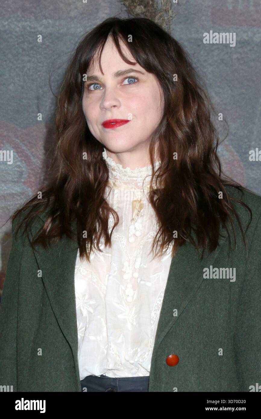 IT: Welcome to Derry LA Series Premiere at the Warner Brothers Studio ...