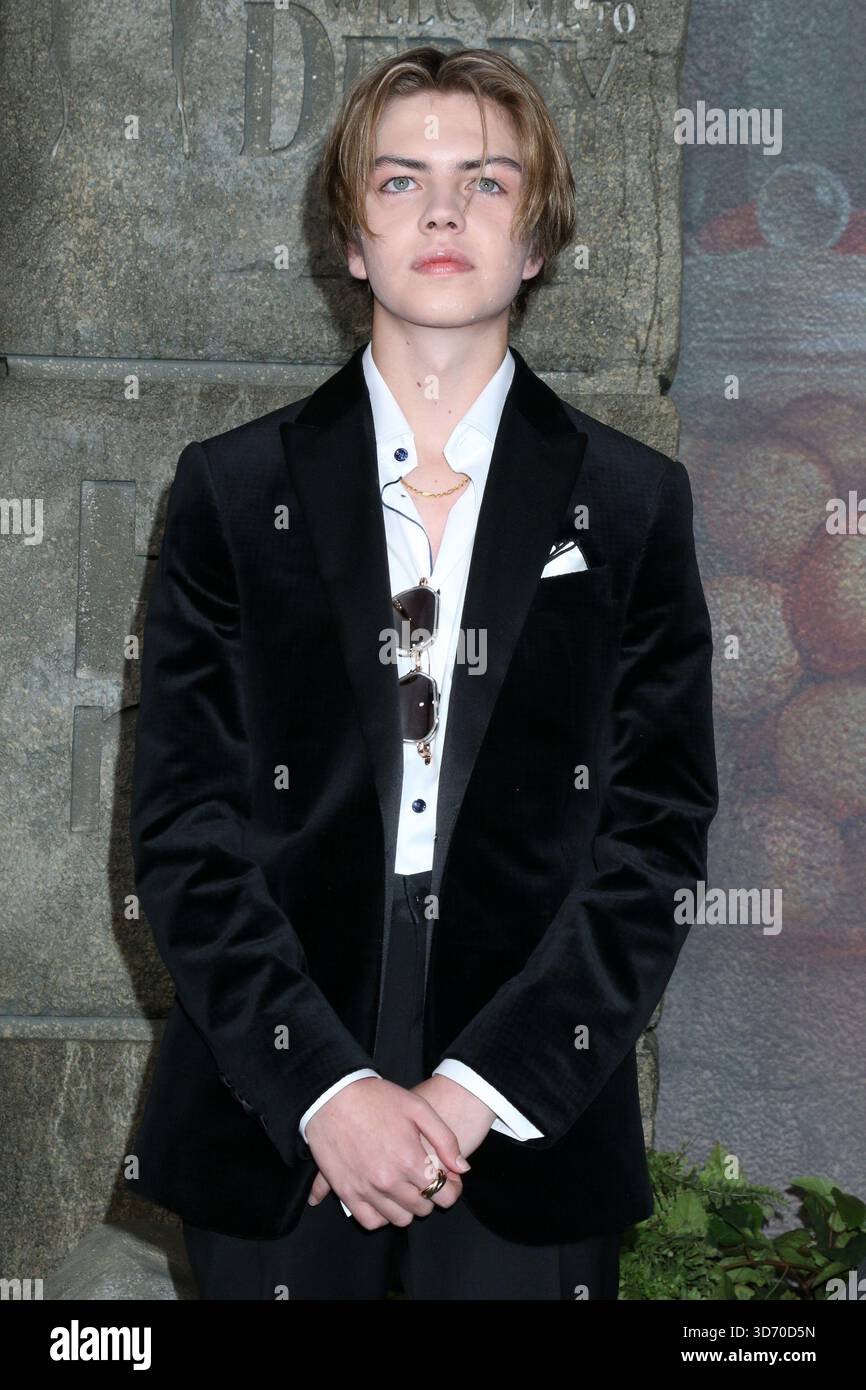 IT: Welcome to Derry LA Series Premiere at the Warner Brothers Studio ...