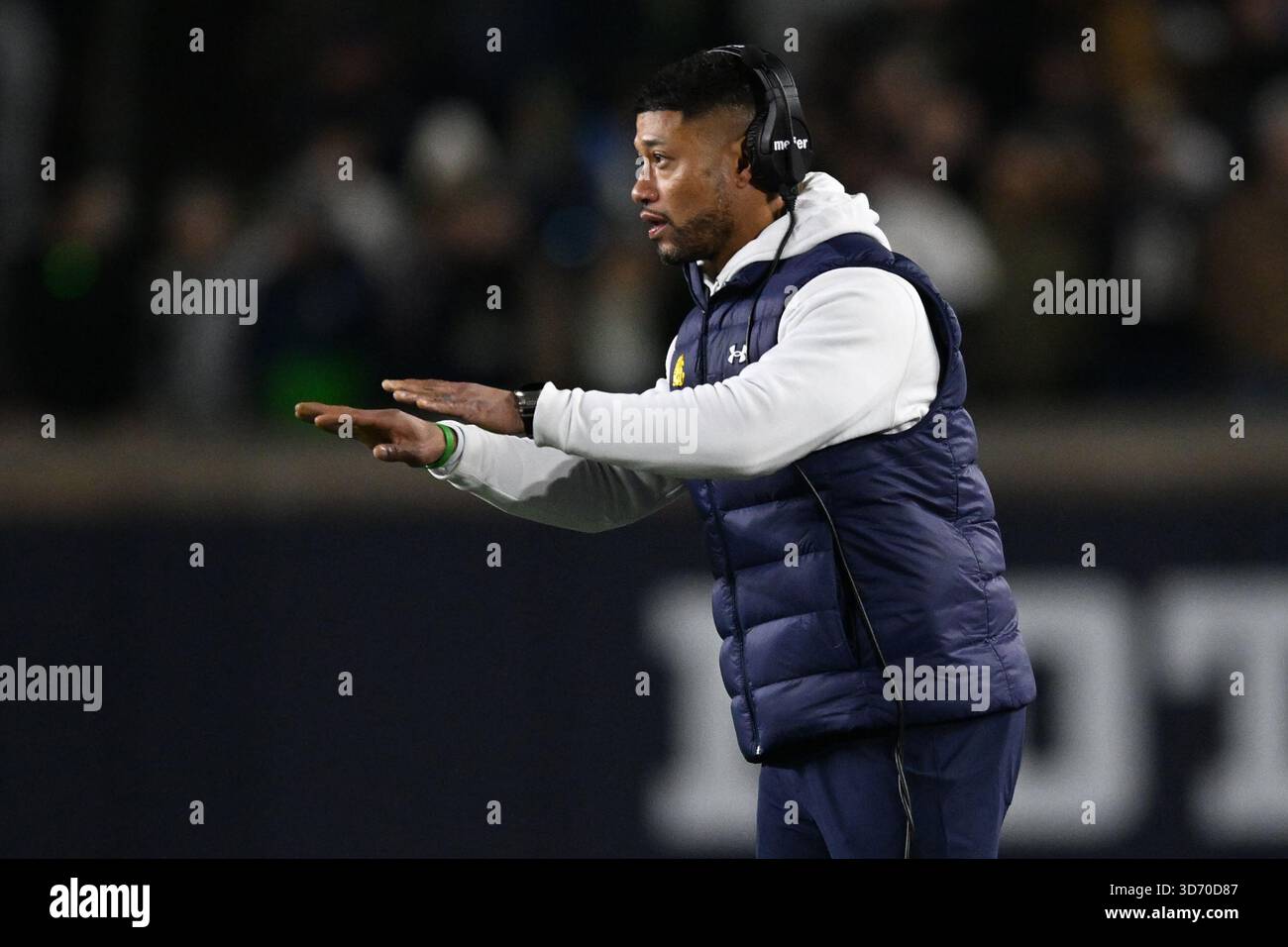 Notre Dame head coach Marcus Freeman talks to his players during the ...