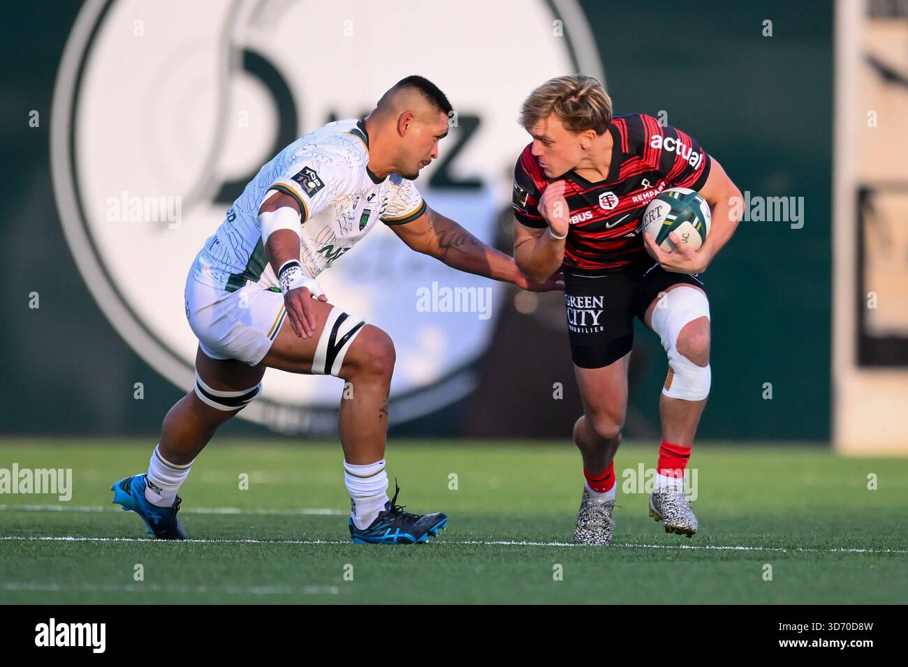 Tyrone Viiga of Montauban and Paul Costes of Stade Toulousain during ...