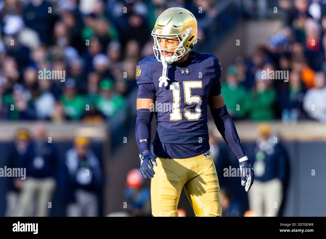 November 22, 2025: Notre Dame defensive back Leonard Moore (15) during ...