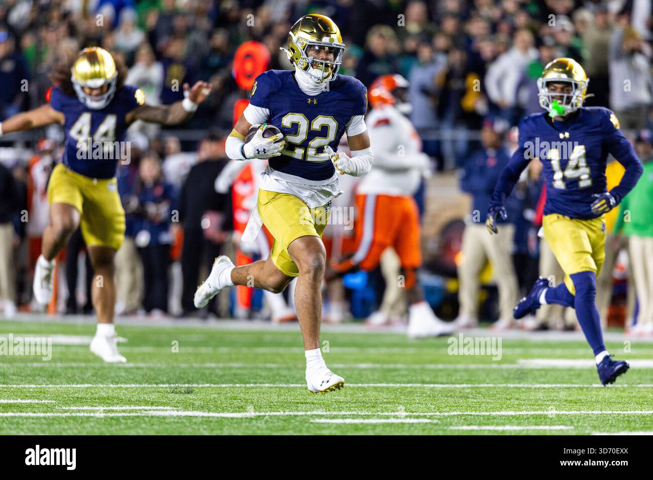 November 22, 2025: Notre Dame safety Ethan Long (22) runs with the ball ...