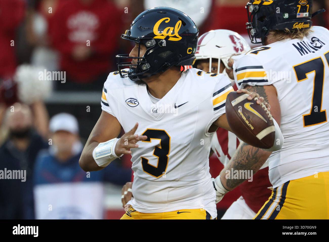 California quarterback Jaron-Keawe Sagapolutele (3) passes against ...
