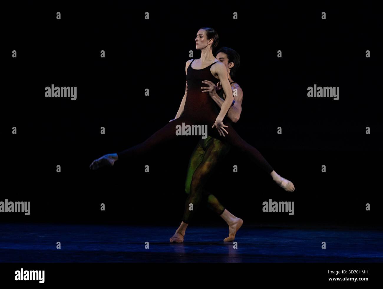 Dancers of Dutch National Ballet perform 'Frank Bridge Variations ...