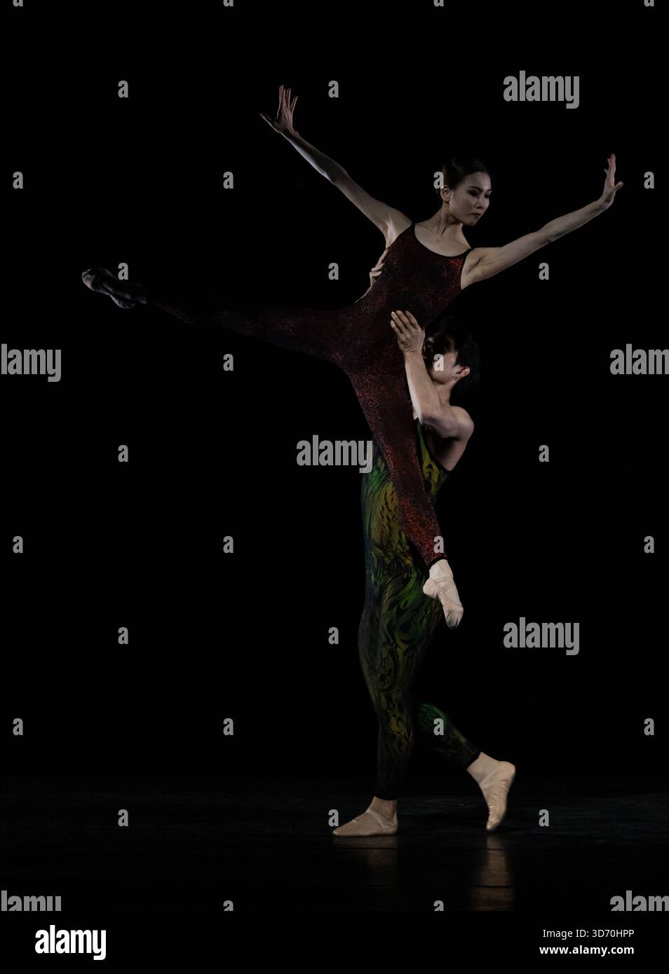 Dancers of Dutch National Ballet perform 'Frank Bridge Variations ...