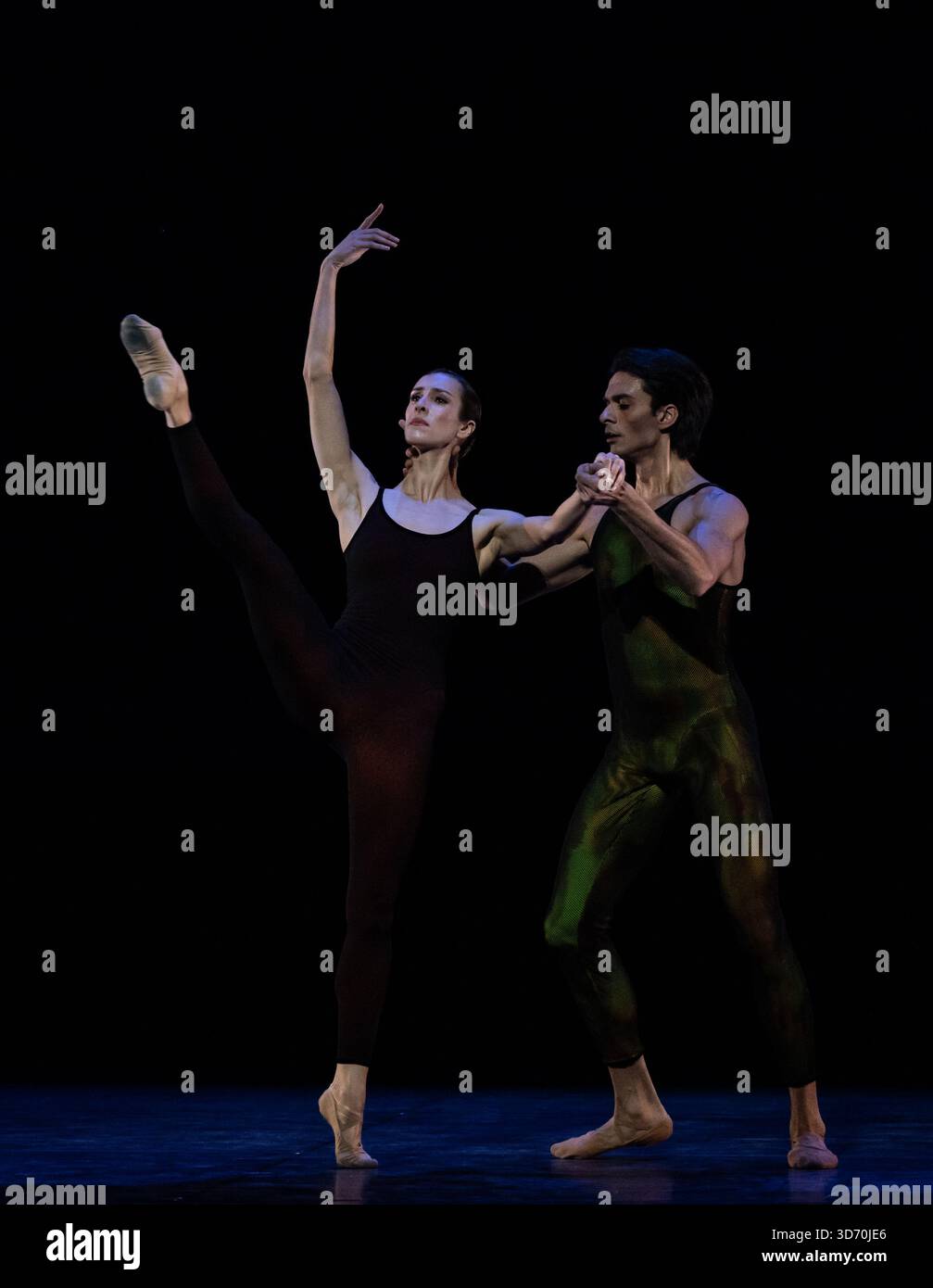 Dancers of Dutch National Ballet perform 'Frank Bridge Variations ...