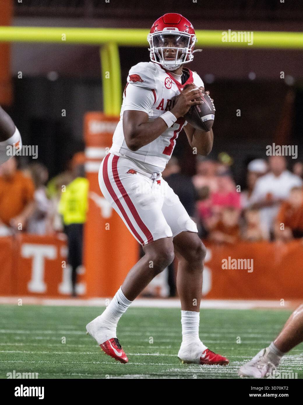 Nov 22, 2025. KJ Jackson (7) of the Arkansas Razorbacks vs the Texas ...