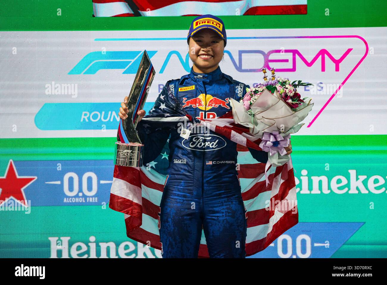 CHAMBERS Chloe (usa), Campos Racing, Tatuus F4-T421, portrait podium ...