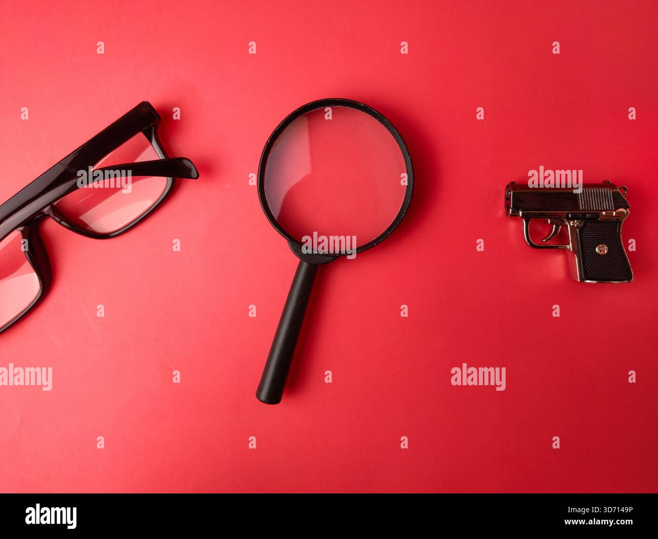 Police chat room hi-res stock photography and images - Alamy