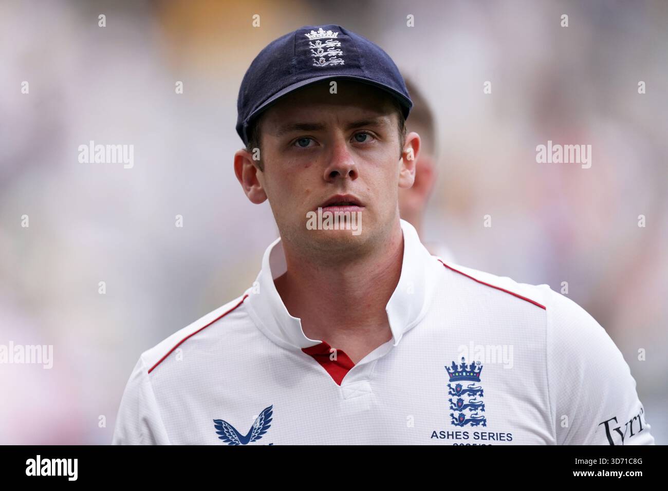 England’s Jamie Smith looks on in disappointment after defeat to ...