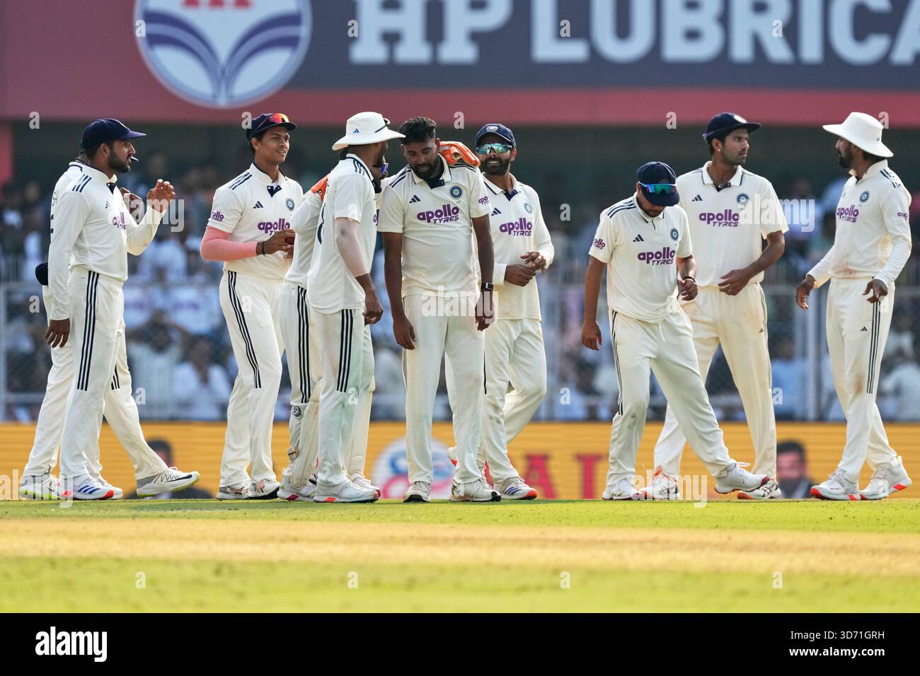 India's players celebrate the dismissal of South Africa's Senuran ...