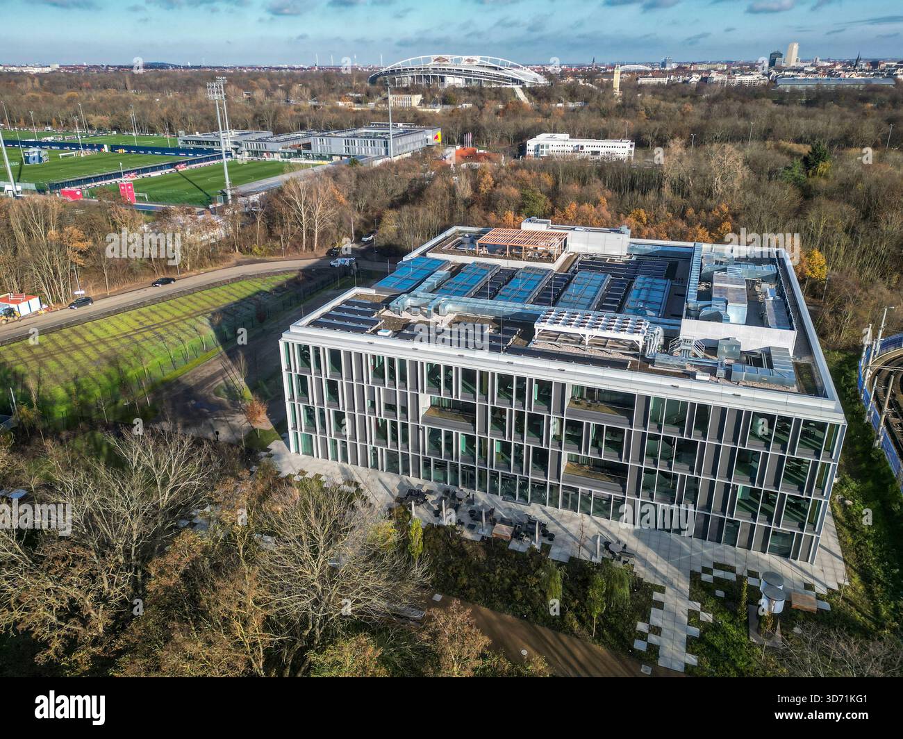 ATTENTION: EMBARGOED FOR PUBLICATION UNTIL 24 NOVEMBER 08:00 GMT! ACHTUNG - DIE FOTOS DÜRFEN ...