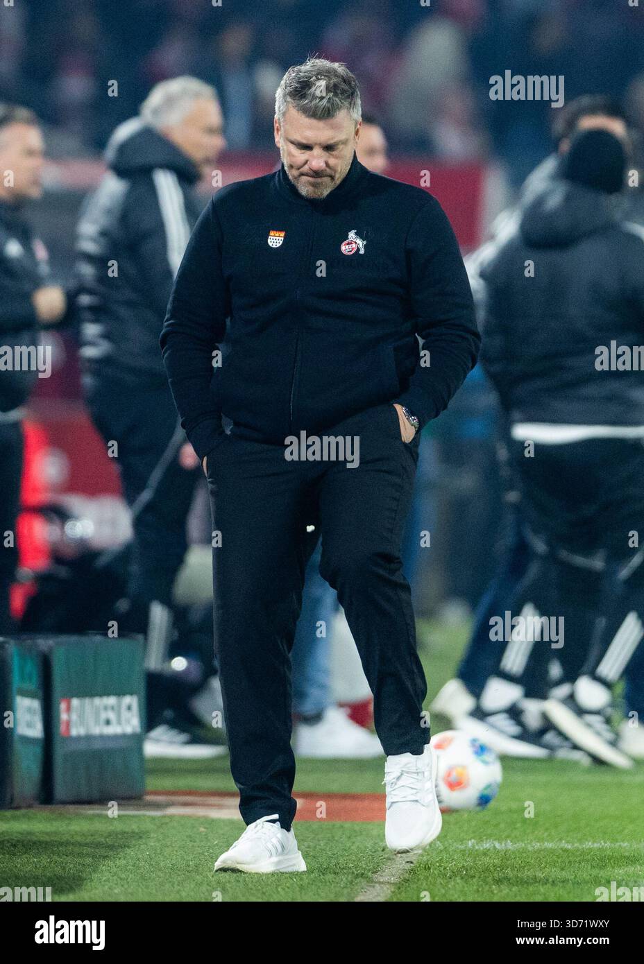 Koeln, RheinEnergieStadion, 22.11.2025: Head coach Lukas Kwasniok of ...